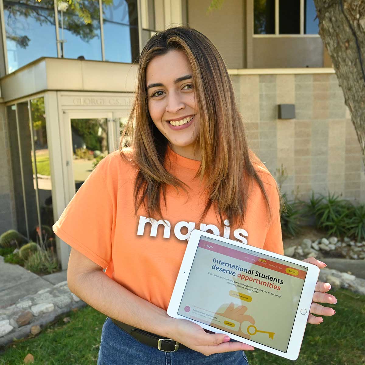 Pitzer’s Diana Vicezar ’24 Develops Career Platform for Other ...