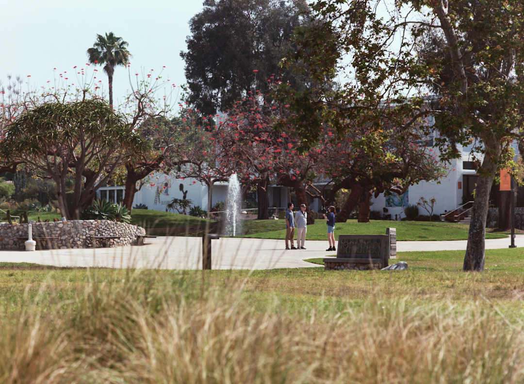 2025 Commencement Participation Policy | Pitzer College