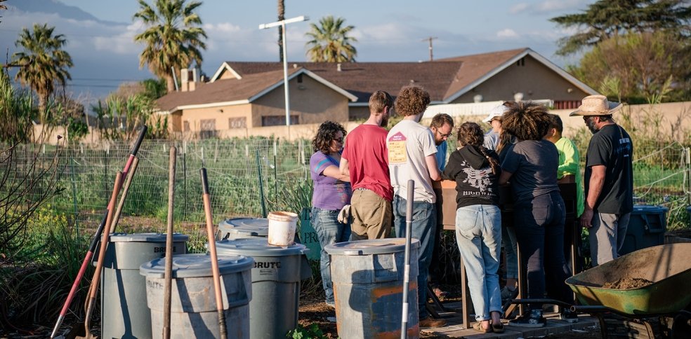 The Community as Classroom: Academic Experience | Pitzer College